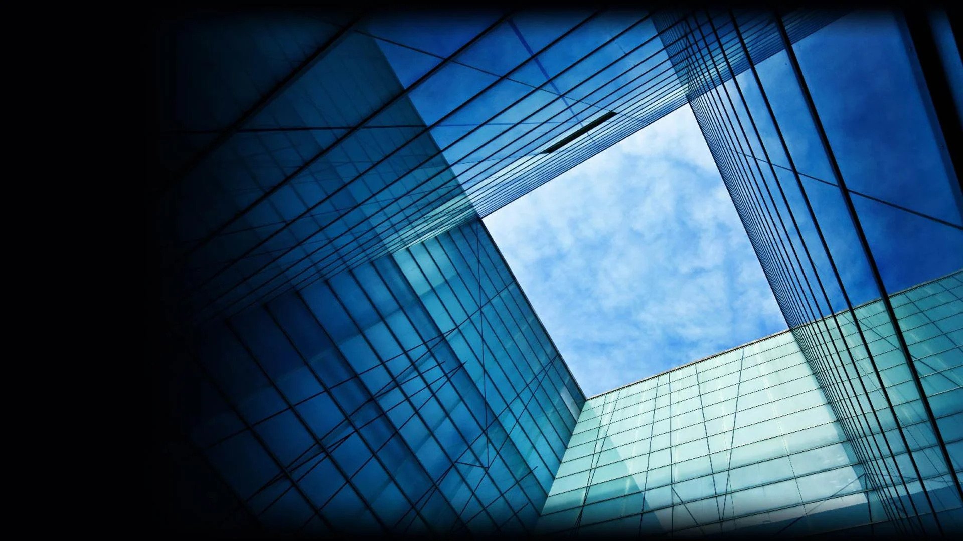 Azure News August 2022 - Stack HCI, Hybrid Cloud events and more